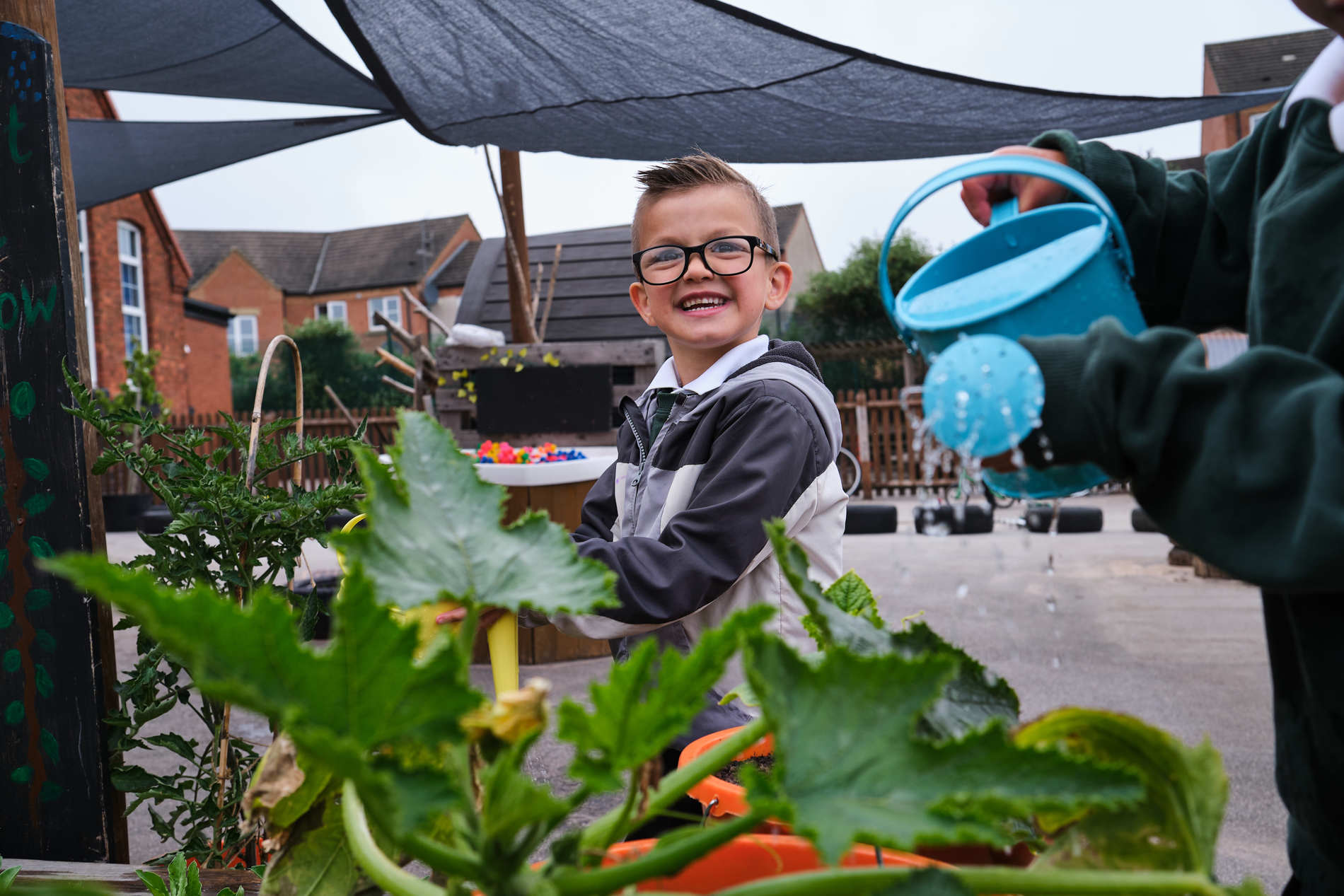 Home - Thoresby Vale Academy